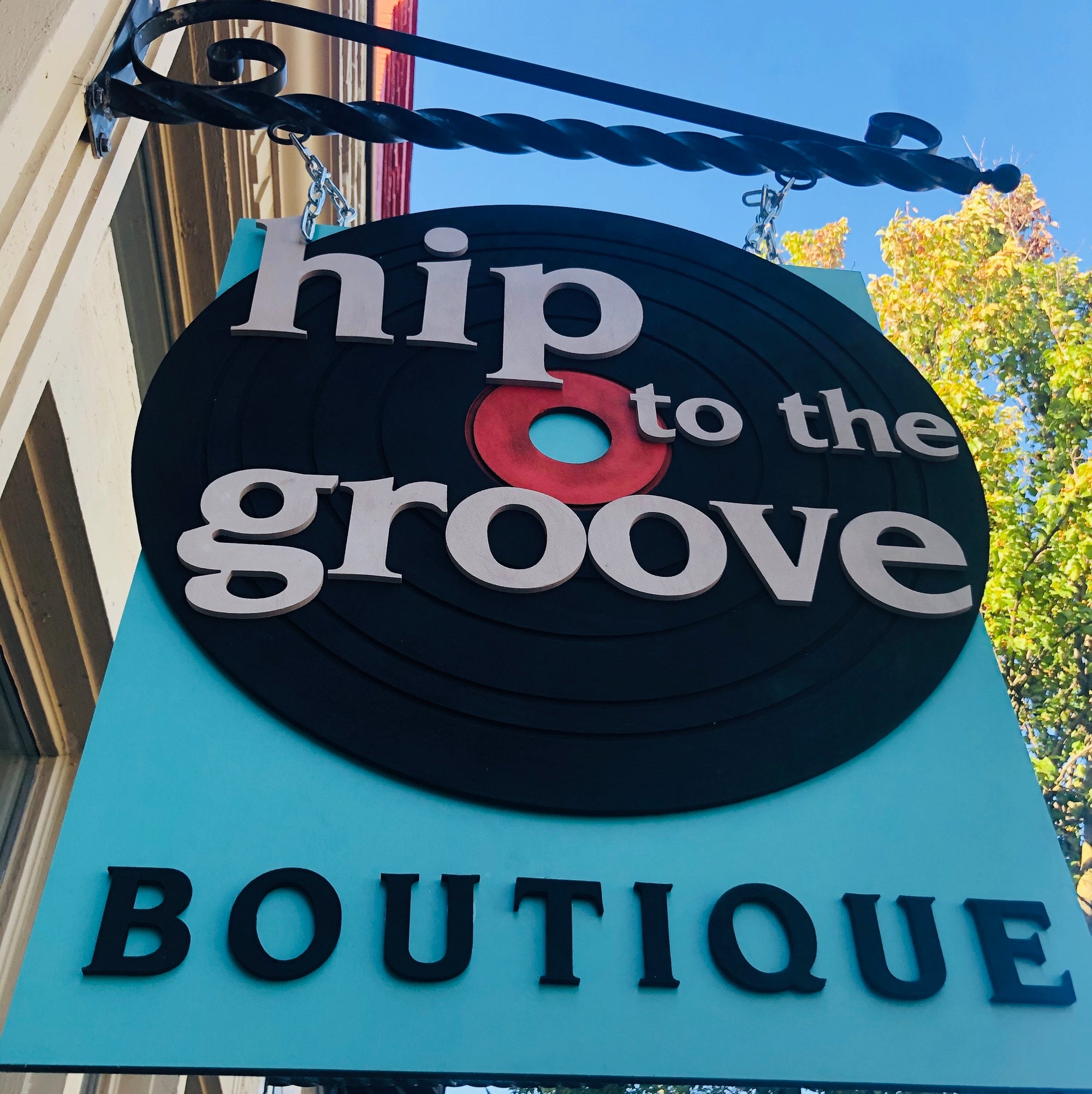 Hip To The Groove Boutique | When Music Meets Fashion | Vintage & Hip ...